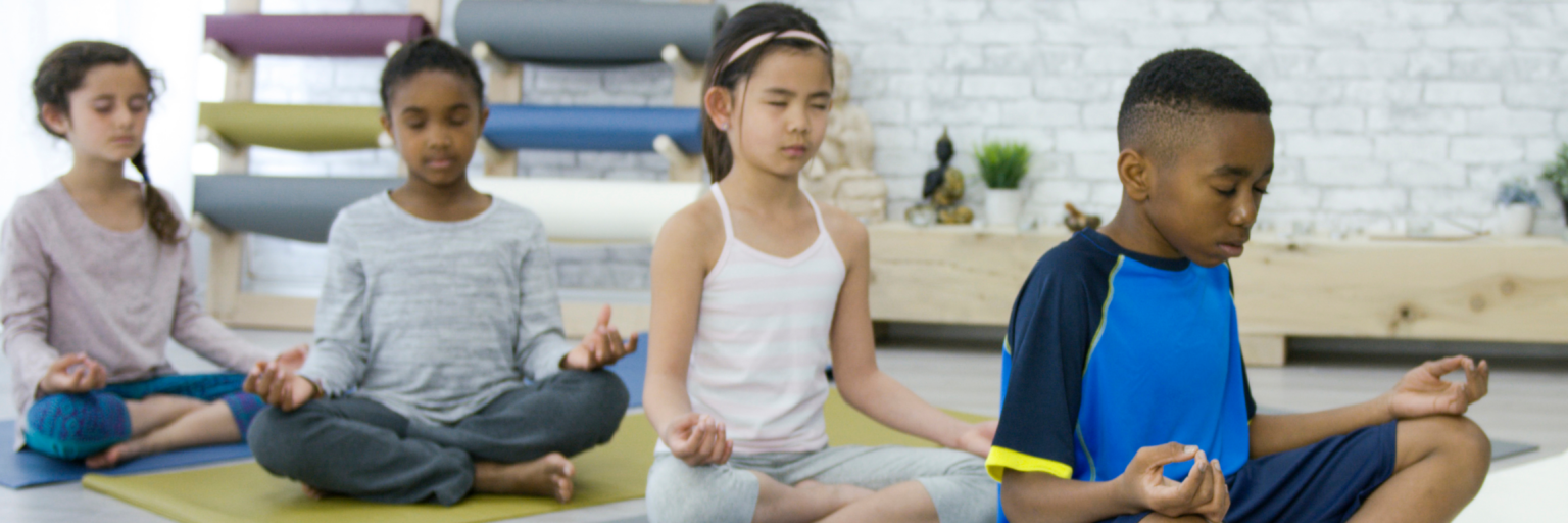 Mindfulness for Kids: 4 Easy Ways to Help Kids be Mindful - Mindful Mama Mentor | Hunter Clarke ...